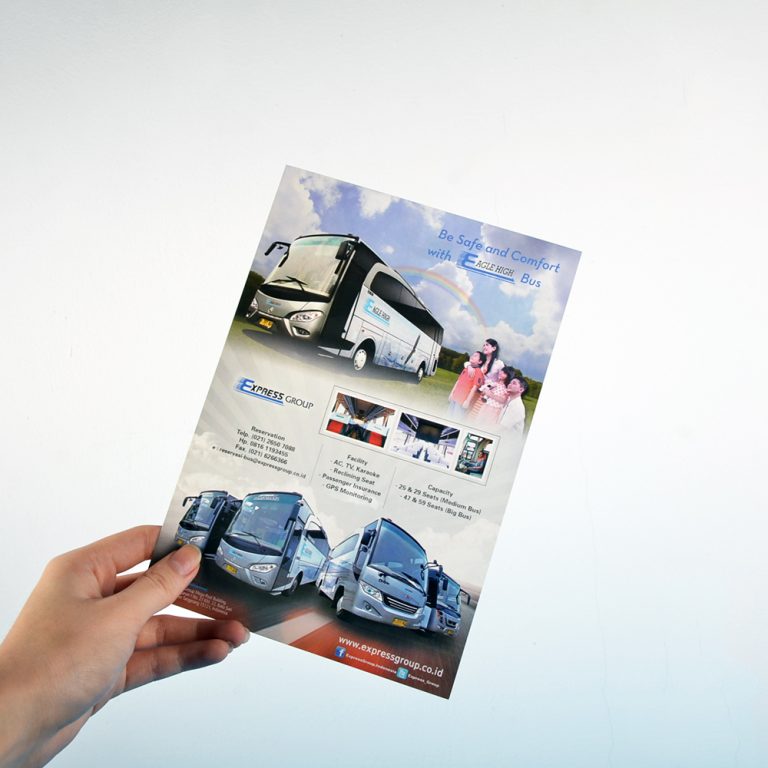 8 Tips Mendesain Flyer Agar Menarik Perhatian Orang Banyak - Uprint.id