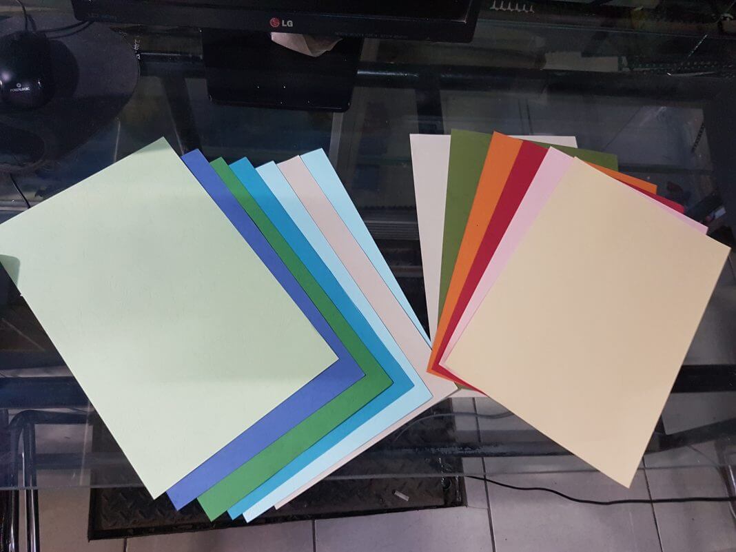 Memahami Karakteristik Jenis Kertas dalam Dunia Percetakan - Uprint.id