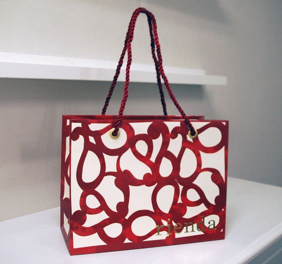 Inspirasi Desain Paper Bag Al a Negeri Sakura - Uprint.id