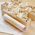 Inspirasi Desain Undangan Pernikahan Unik Beserta Tips Mendesain ...