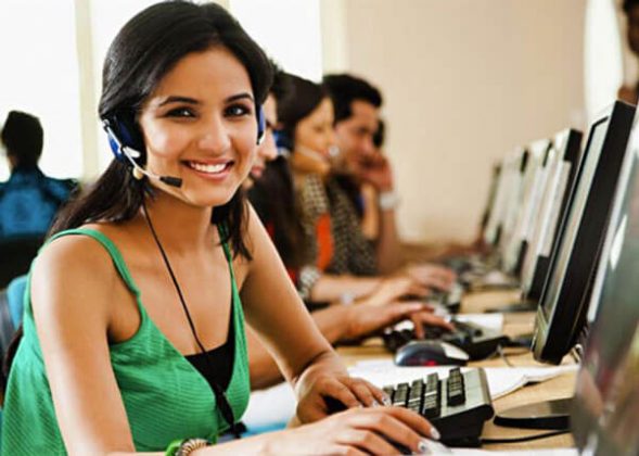 Tips Menjadi Customer Service yang Baik dan Disukai Konsumen - Uprint.id