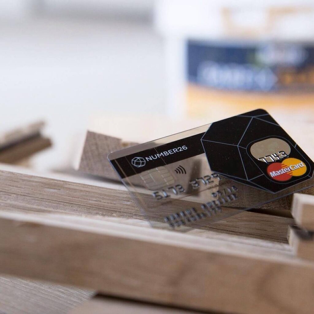 E money BCA dengan Desain Pribadi: Fungsionalitas dan Ekspresi Kreatif